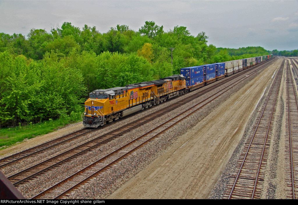 UP 7982 Heads Up a EB up stack train!